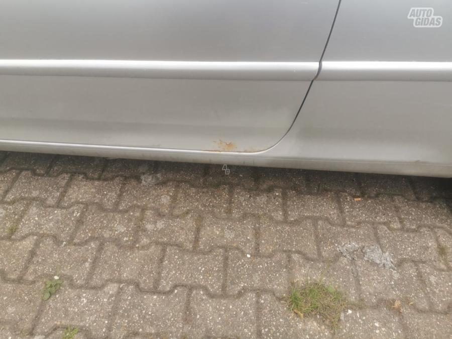 Pelēks Volkswagen Golf 2006 Kauņa, ar dzinēja tilpumu 1.90 L un nobraukumu 244 tūkst. km par 900 €, foto 14 vietnē AUTOMOTO.COM.LV