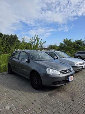 Pelēks Volkswagen Golf 2006 Kauņa, ar dzinēja tilpumu 1.60 L un nobraukumu 239 tūkst. km par 1500 €, foto  vietnē AUTOMOTO.COM.LV