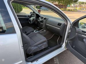 Grey Volkswagen Golf 2006 in Kaunas, with an engine capacity of 1.97 L and mileage of 320 thousand km for 1950 €, photo 10 on AUTOMOTO.COM.LV