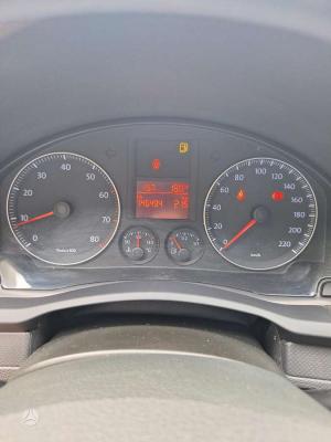 Pelēks Volkswagen Golf 2006 Biržai, ar dzinēja tilpumu 1.39 L un nobraukumu 146 tūkst. km par 2150 €, foto 6 vietnē AUTOMOTO.COM.LV