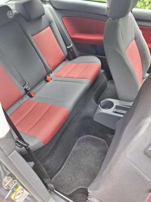 Pelēks Volkswagen Golf 2006 Biržai, ar dzinēja tilpumu 1.39 L un nobraukumu 146 tūkst. km par 2150 €, foto 13 vietnē AUTOMOTO.COM.LV