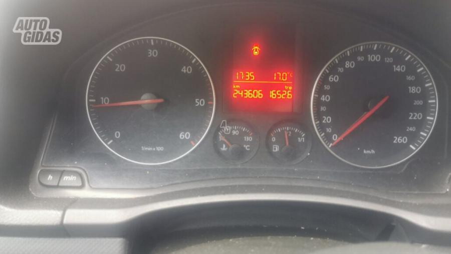 Grey Volkswagen Golf 2006 in Kaunas, with an engine capacity of 1.90 L and mileage of 244 thousand km for 900 €, photo 4 on AUTOMOTO.COM.LV