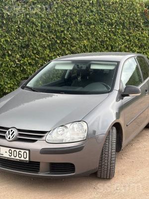 Pelēks Volkswagen Golf 2006 Bauska, ar dzinēja tilpumu 1.90 L un nobraukumu 295 tūkst. km par 2300 €, foto  vietnē AUTOMOTO.COM.LV