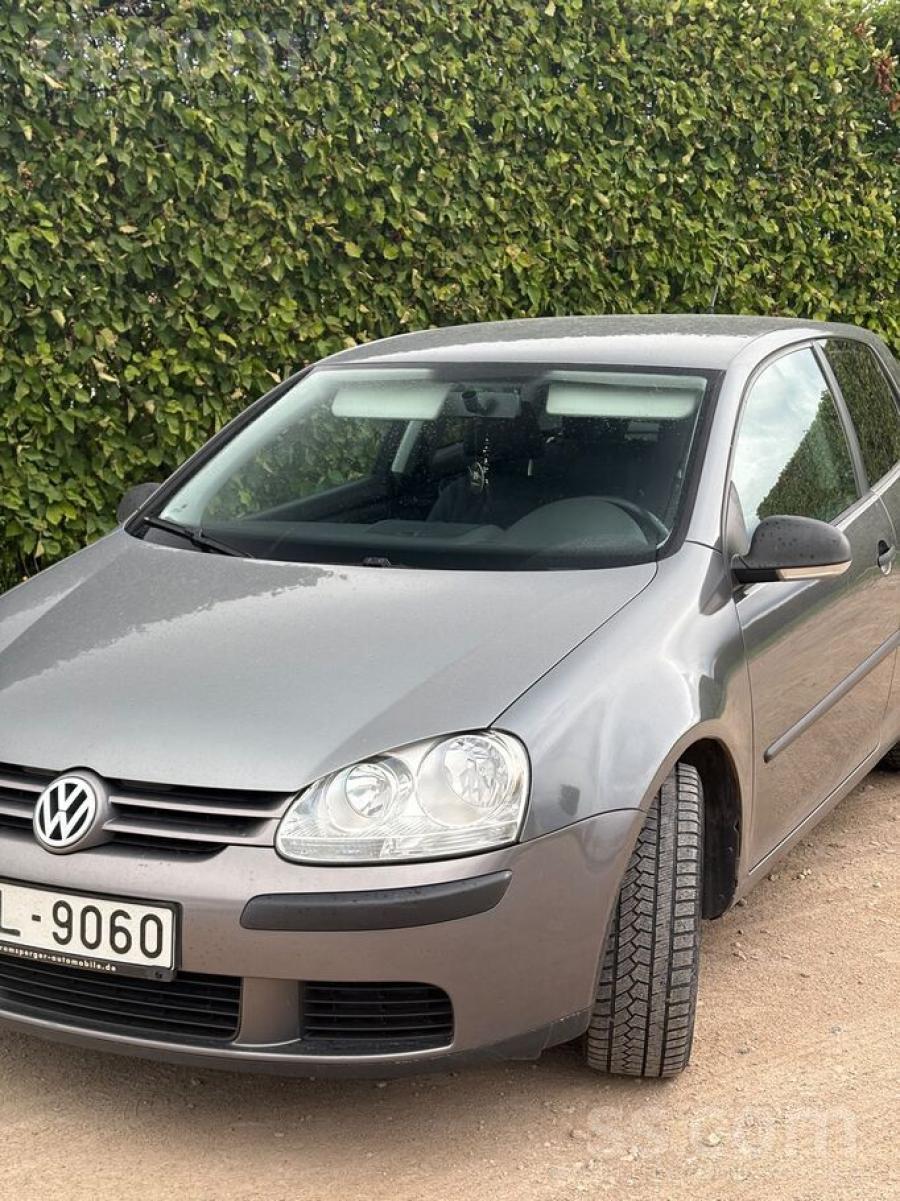 Pelēks Volkswagen Golf 2006 Bauska, ar dzinēja tilpumu 1.90 L un nobraukumu 295 tūkst. km par 2300 €, foto 1 vietnē AUTOMOTO.COM.LV