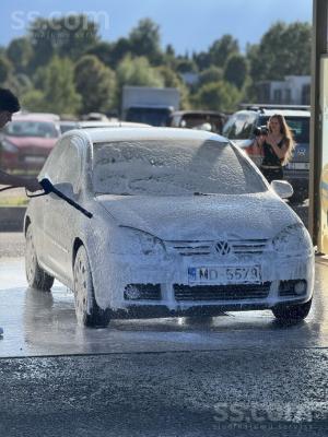 Pelēks Volkswagen Golf 2006 Cēsis, ar dzinēja tilpumu 1.90 L un nobraukumu 272 tūkst. km par 2500 €, foto 10 vietnē AUTOMOTO.COM.LV