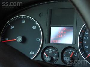 Pelēks Volkswagen Golf 2006 Cēsis, ar dzinēja tilpumu 1.90 L un nobraukumu 272 tūkst. km par 2500 €, foto 11 vietnē AUTOMOTO.COM.LV