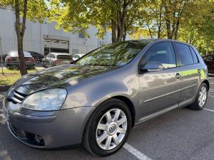 Pelēks Volkswagen Golf 2006 Kauņa, ar dzinēja tilpumu 1.97 L un nobraukumu 278 tūkst. km par 3000 €, foto  vietnē AUTOMOTO.COM.LV