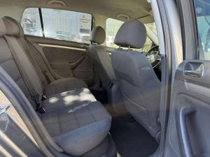Pelēks Volkswagen Golf 2006 Kauņa, ar dzinēja tilpumu 1.97 L un nobraukumu 278 tūkst. km par 3000 €, foto 10 vietnē AUTOMOTO.COM.LV