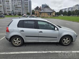 Pelēks Volkswagen Golf 2006 Rīga, ar dzinēja tilpumu 1.60 L un nobraukumu 286 tūkst. km par 650 €, foto  vietnē AUTOMOTO.COM.LV