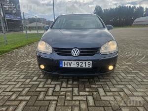 Grey Volkswagen Golf 2006 in Valmiera, with an engine capacity of 1.90 L and mileage of 446 thousand km for 1990 €, photo 6 on AUTOMOTO.COM.LV