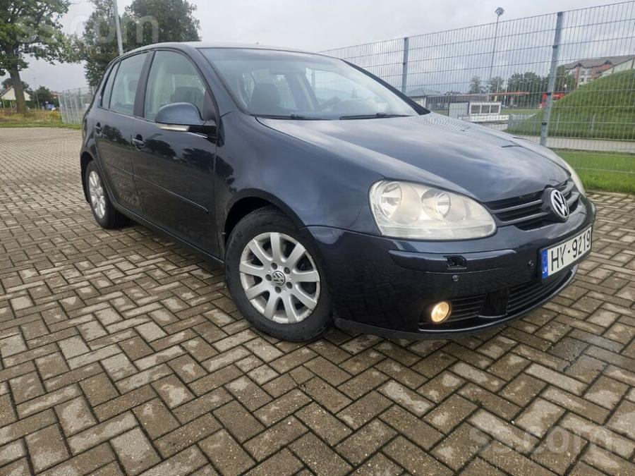 Grey Volkswagen Golf 2006 in Valmiera, with an engine capacity of 1.90 L and mileage of 446 thousand km for 1990 €, photo 7 on AUTOMOTO.COM.LV
