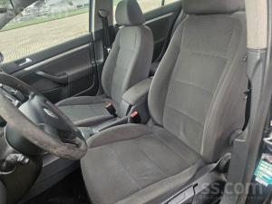 Grey Volkswagen Golf 2006 in Valmiera, with an engine capacity of 1.90 L and mileage of 446 thousand km for 1990 €, photo 12 on AUTOMOTO.COM.LV