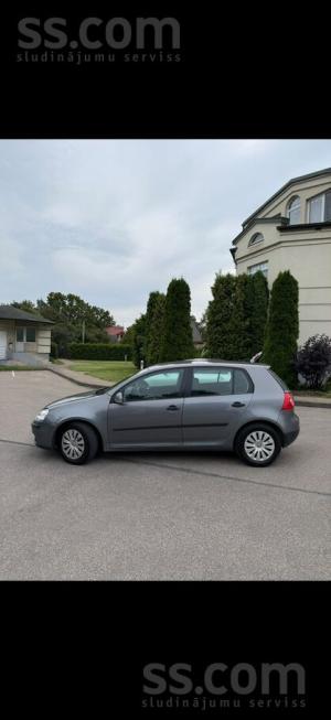 Grey Volkswagen Golf 2006 in Riga, with an engine capacity of 1.60 L and mileage of 210 thousand km for 2350 €, photo 3 on AUTOMOTO.COM.LV