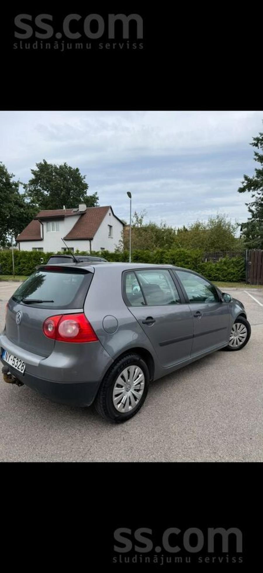 Grey Volkswagen Golf 2006 in Riga, with an engine capacity of 1.60 L and mileage of 210 thousand km for 2350 €, photo 4 on AUTOMOTO.COM.LV