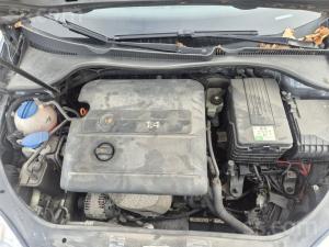 Grey Volkswagen Golf 2006 in Riga, with an engine capacity of 1.40 L and mileage of 181 thousand km for 2150 €, photo 11 on AUTOMOTO.COM.LV