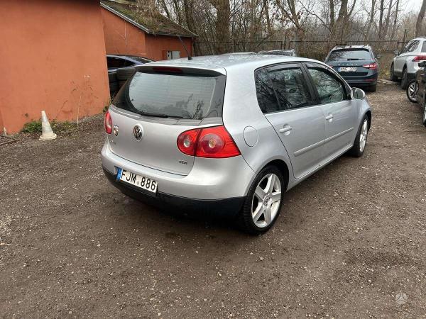 Grey Volkswagen Golf 2007 in Kaunas, with an engine capacity of 1.90 L and mileage of 270 thousand km for 1350 €, photo 3 on AUTOMOTO.COM.LV