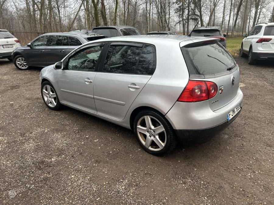 Grey Volkswagen Golf 2007 in Kaunas, with an engine capacity of 1.90 L and mileage of 270 thousand km for 1350 €, photo 4 on AUTOMOTO.COM.LV