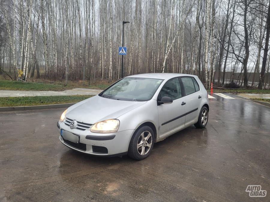 Pelēks Volkswagen Golf 2007 Viļņa, ar dzinēja tilpumu 1.90 L un nobraukumu 350 tūkst. km par 1399 €, foto 1 vietnē AUTOMOTO.COM.LV