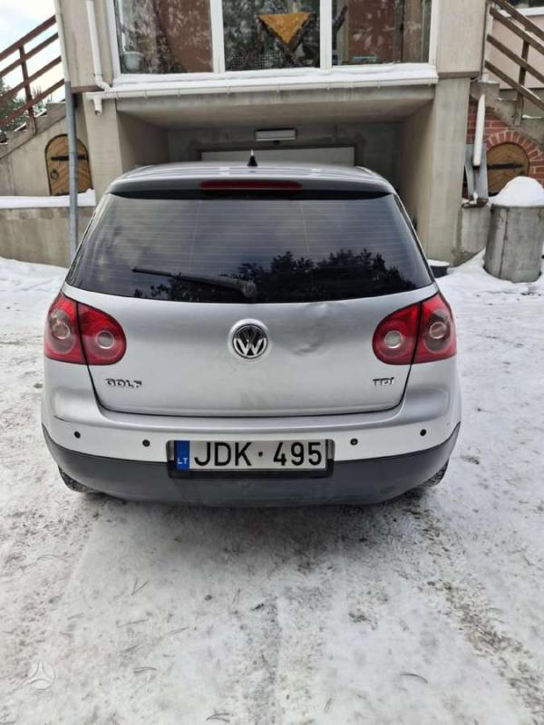 Grey Volkswagen Golf 2007 in Vilnius, with an engine capacity of 1.90 L and mileage of 251 thousand km for 1800 €, photo 3 on AUTOMOTO.COM.LV
