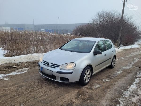 Grey Volkswagen Golf 2007 in Vilnius, with an engine capacity of 1.90 L and mileage of 350 thousand km for 1350 €, photo 1 on AUTOMOTO.COM.LV