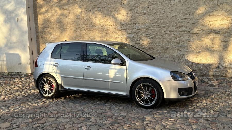 Pelēks Volkswagen Golf 2007 Tallina, ar dzinēja tilpumu 2.00 L un nobraukumu 150 tūkst. km par 12500 €, foto 3 vietnē AUTOMOTO.COM.LV