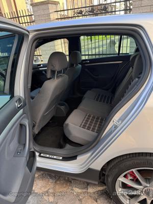 Pelēks Volkswagen Golf 2007 Tallina, ar dzinēja tilpumu 2.00 L un nobraukumu 150 tūkst. km par 12500 €, foto 10 vietnē AUTOMOTO.COM.LV
