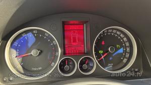 Pelēks Volkswagen Golf 2007 Tallina, ar dzinēja tilpumu 2.00 L un nobraukumu 150 tūkst. km par 12500 €, foto 12 vietnē AUTOMOTO.COM.LV