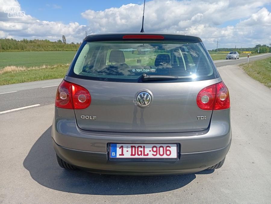 Grey Volkswagen Golf 2007 in Vilnius, with an engine capacity of 1.90 L and mileage of 221 thousand km for 2900 €, photo 7 on AUTOMOTO.COM.LV
