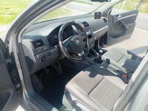 Grey Volkswagen Golf 2007 in Vilnius, with an engine capacity of 1.90 L and mileage of 221 thousand km for 2900 €, photo 37 on AUTOMOTO.COM.LV