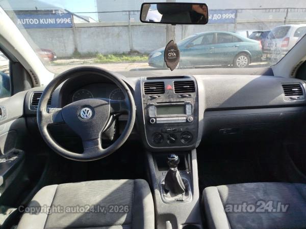 Grey Volkswagen Golf 2007 in Tallinn, with an engine capacity of 1.60 L and mileage of 385 thousand km for 499 €, photo 5 on AUTOMOTO.COM.LV
