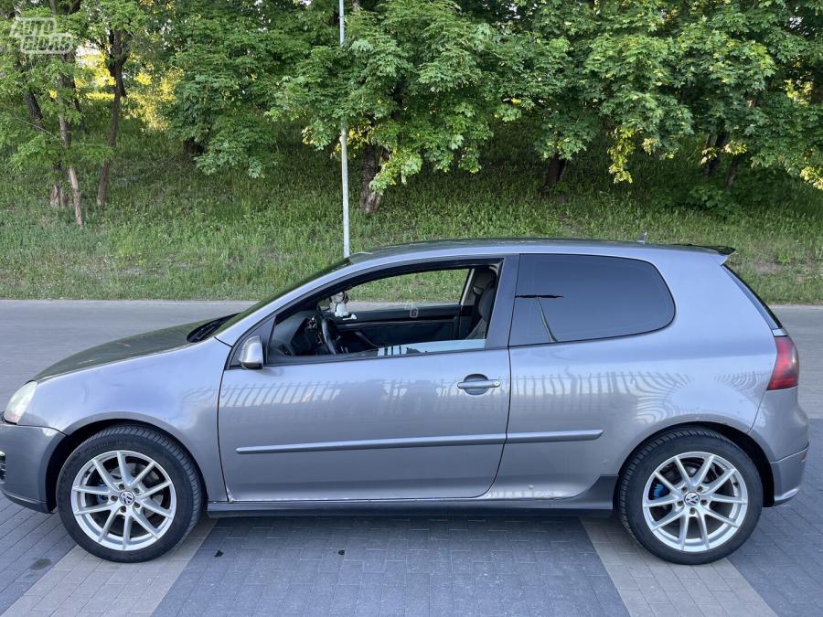 Pelēks Volkswagen Golf 2007 Jonava, ar dzinēja tilpumu 1.90 L un nobraukumu 315 tūkst. km par 1850 €, foto 3 vietnē AUTOMOTO.COM.LV