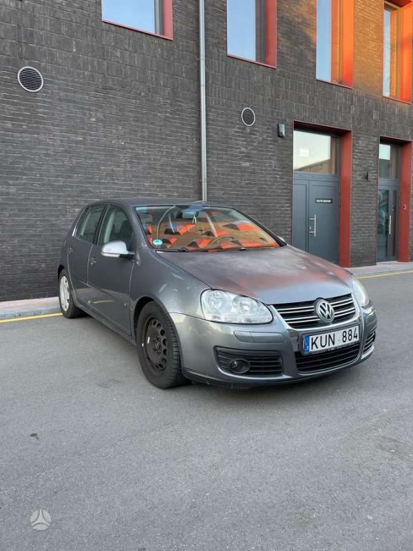 Grey Volkswagen Golf 2007 in Klaipeda, with an engine capacity of 0.00 L and mileage of 200 thousand km for 2700 €, photo 3 on AUTOMOTO.COM.LV