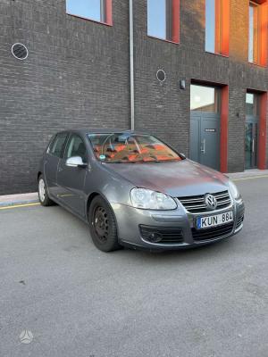Pelēks Volkswagen Golf 2007 Klaipėda, ar dzinēja tilpumu 0.00 L un nobraukumu 200 tūkst. km par 2700 €, foto 4 vietnē AUTOMOTO.COM.LV