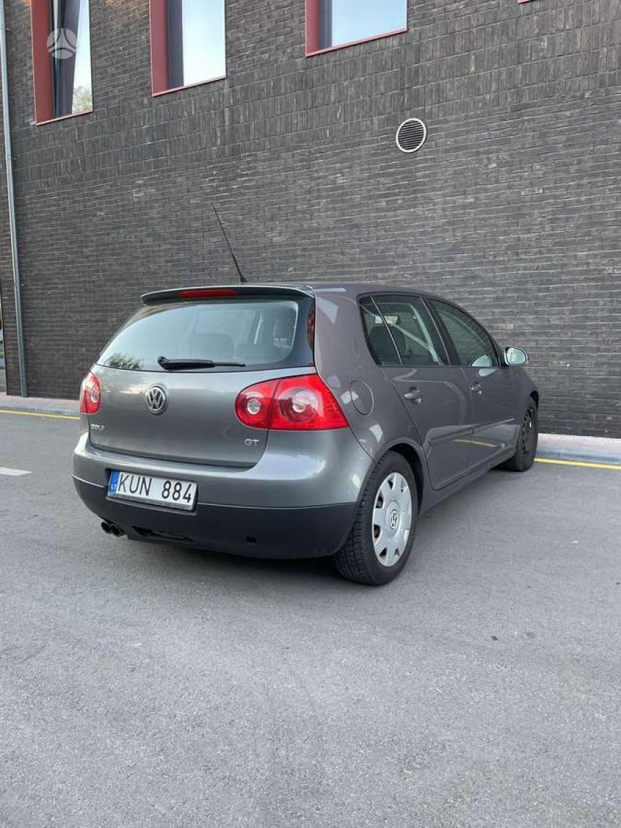Pelēks Volkswagen Golf 2007 Klaipėda, ar dzinēja tilpumu 0.00 L un nobraukumu 200 tūkst. km par 2700 €, foto 5 vietnē AUTOMOTO.COM.LV