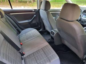 Pelēks Volkswagen Golf 2007 Jonava, ar dzinēja tilpumu 1.90 L un nobraukumu 232 tūkst. km par 2499 €, foto 22 vietnē AUTOMOTO.COM.LV