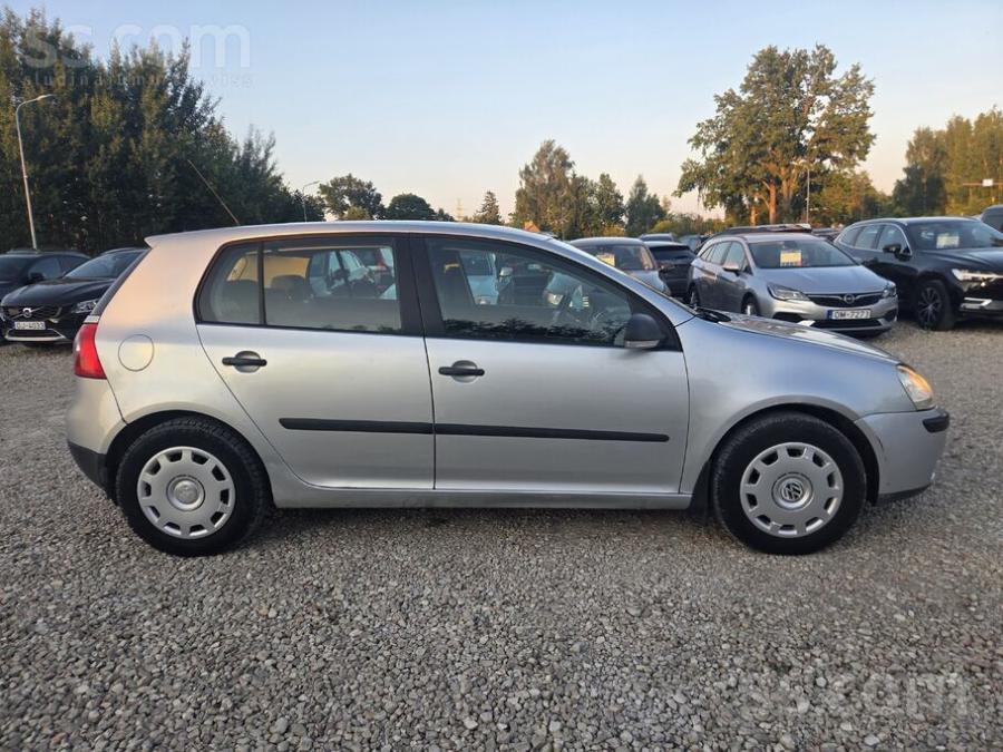 Grey Volkswagen Golf 2007 in Jelgava, with an engine capacity of 1.90 L and mileage of 0 thousand km for 1550 €, photo 3 on AUTOMOTO.COM.LV