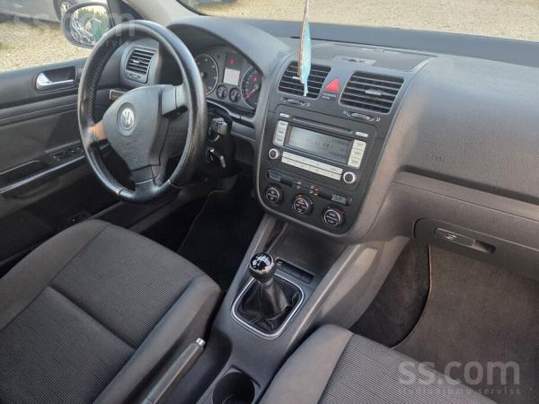 Pelēks Volkswagen Golf 2007 Jelgava, ar dzinēja tilpumu 1.90 L un nobraukumu 0 tūkst. km par 1550 €, foto 10 vietnē AUTOMOTO.COM.LV