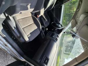Grey Volkswagen Golf 2007 in Panevezys, with an engine capacity of 1.97 L and mileage of 419 thousand km for 1050 €, photo 8 on AUTOMOTO.COM.LV
