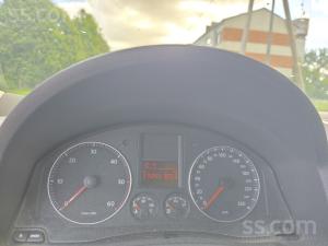 Pelēks Volkswagen Golf 2007 Jelgava, ar dzinēja tilpumu 1.90 L un nobraukumu 376 tūkst. km par 700 €, foto 5 vietnē AUTOMOTO.COM.LV