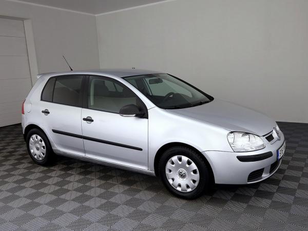 Pelēks Volkswagen Golf 2007 Tallina, ar dzinēja tilpumu 1.60 L un nobraukumu 225 tūkst. km par 999 €, foto 8 vietnē AUTOMOTO.COM.LV