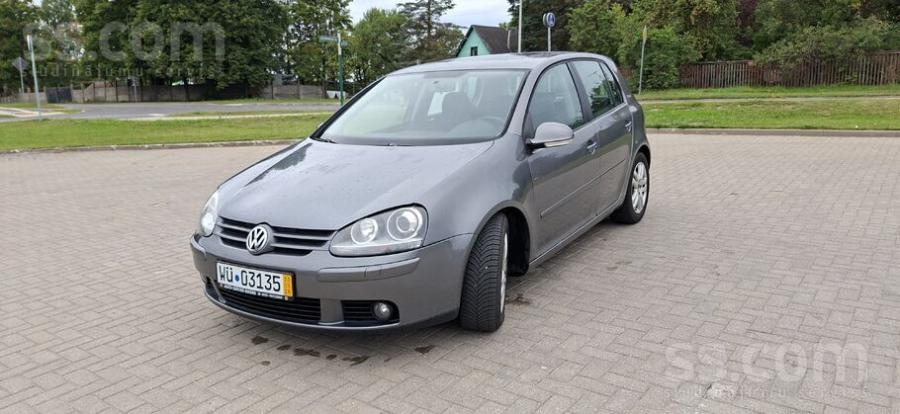 Pelēks Volkswagen Golf 2007 Cēsis, ar dzinēja tilpumu 2.00 L un nobraukumu 275 tūkst. km par 2450 €, foto 1 vietnē AUTOMOTO.COM.LV