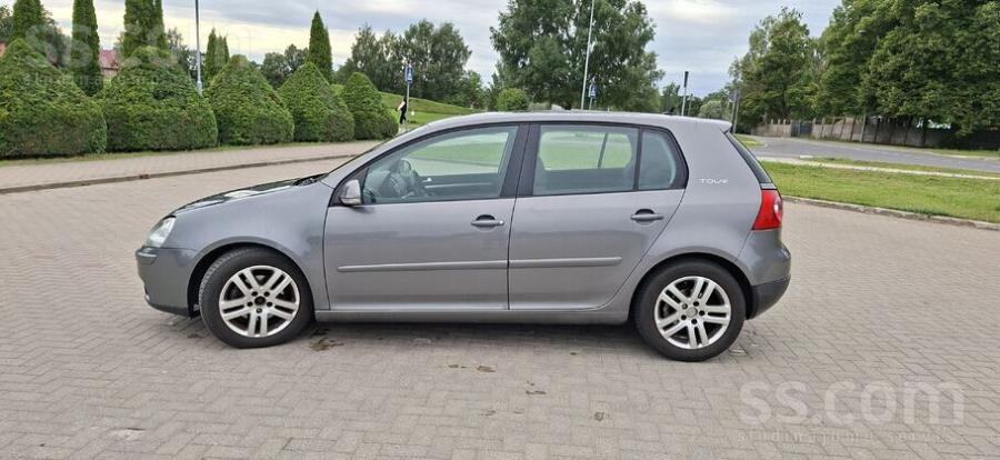 Pelēks Volkswagen Golf 2007 Cēsis, ar dzinēja tilpumu 2.00 L un nobraukumu 275 tūkst. km par 2450 €, foto 3 vietnē AUTOMOTO.COM.LV