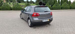 Pelēks Volkswagen Golf 2007 Cēsis, ar dzinēja tilpumu 2.00 L un nobraukumu 275 tūkst. km par 2450 €, foto 4 vietnē AUTOMOTO.COM.LV