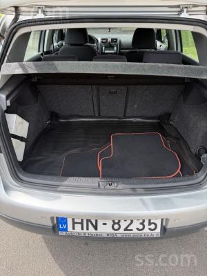 Grey Volkswagen Golf 2007 in Riga, with an engine capacity of 1.90 L and mileage of 339 thousand km for 1500 €, photo 5 on AUTOMOTO.COM.LV