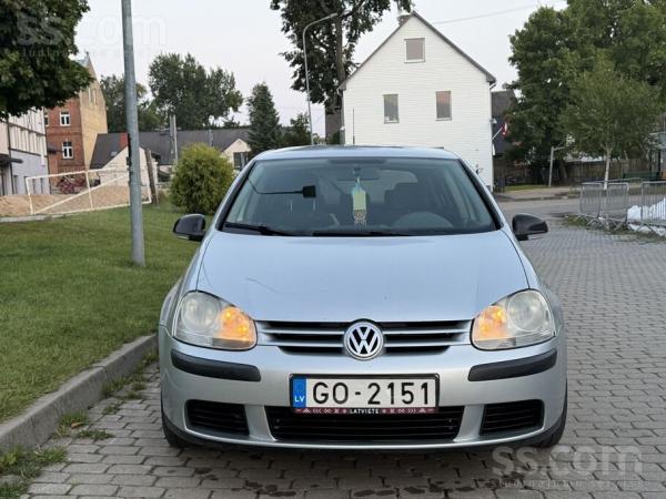 Grey Volkswagen Golf 2007 in Tukums, with an engine capacity of 1.90 L and mileage of 376 thousand km for 950 €, photo 2 on AUTOMOTO.COM.LV