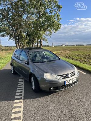 Grey Volkswagen Golf 2007 in Ukmerge, with an engine capacity of 1.90 L and mileage of 281 thousand km for 2950 €, photo  on AUTOMOTO.COM.LV