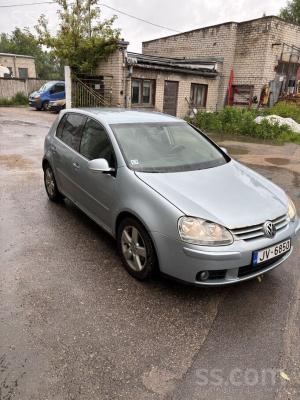 Pelēks Volkswagen Golf 2008 Rīga, ar dzinēja tilpumu 1.90 L un nobraukumu 260 tūkst. km par 1100 €, foto 2 vietnē AUTOMOTO.COM.LV