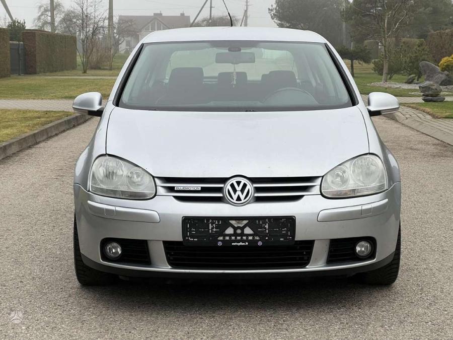 Pelēks Volkswagen Golf 2008 Kėdainiai, ar dzinēja tilpumu 1.90 L un nobraukumu 248 tūkst. km par 2999 €, foto 7 vietnē AUTOMOTO.COM.LV