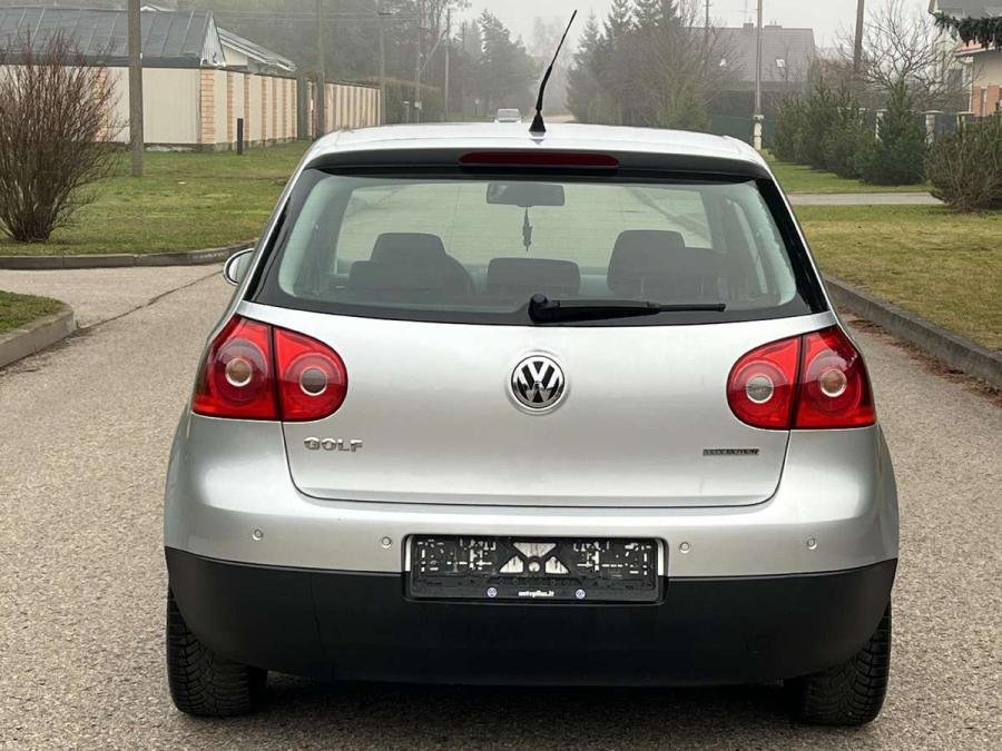 Pelēks Volkswagen Golf 2008 Kėdainiai, ar dzinēja tilpumu 1.90 L un nobraukumu 248 tūkst. km par 2999 €, foto 9 vietnē AUTOMOTO.COM.LV