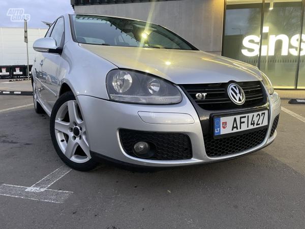 Pelēks Volkswagen Golf 2008 Alīta, ar dzinēja tilpumu 2.00 L un nobraukumu 299 tūkst. km par 2400 €, foto 2 vietnē AUTOMOTO.COM.LV
